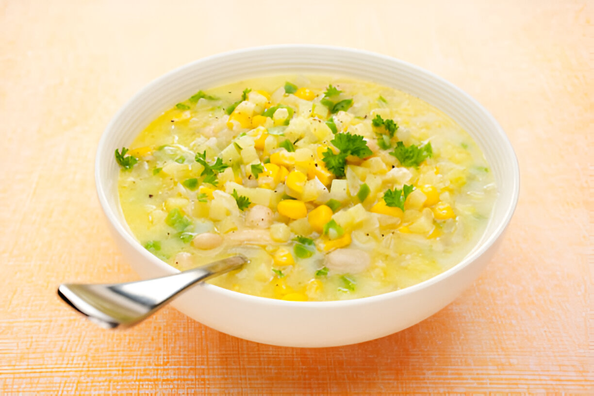 Delicious Potato and Corn Chowder Recipe for Comfort Food Lovers